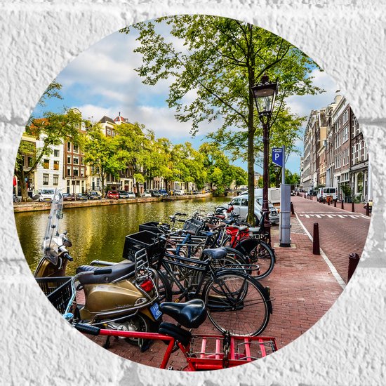 Muursticker Cirkel - Rij Fiets Geparkeerd langs de Gracht in Amsterdam ...
