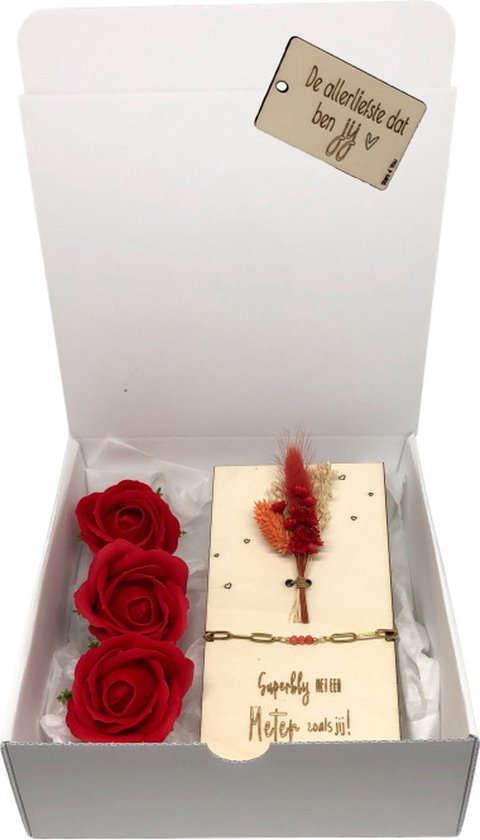 Geschenkbox liefste METER | rood | ARMBAND | droogbloemen | liefste ...