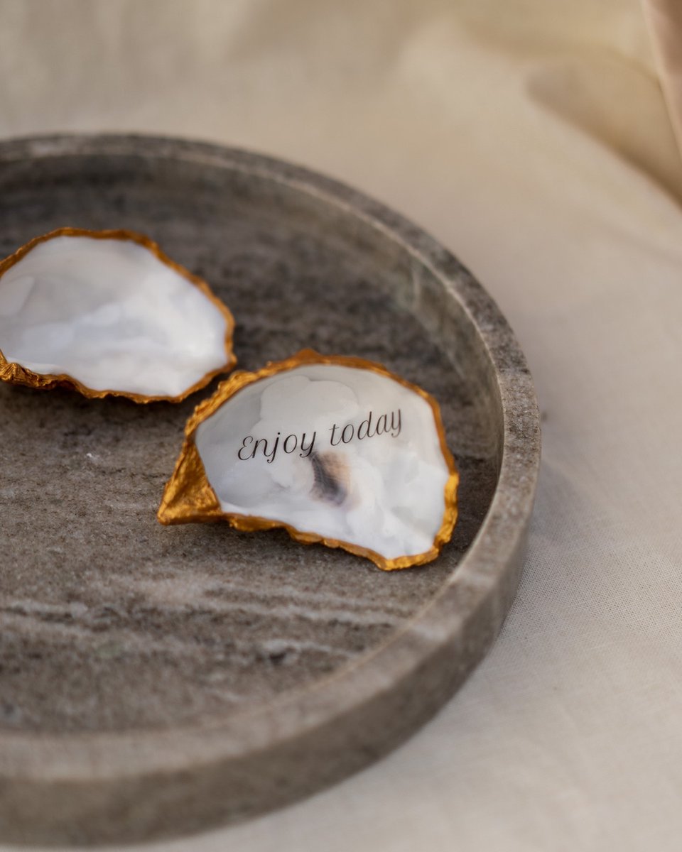 Oester met tekst 'Enjoy Today' | Oester decoratie | Interieuraccessoire ...