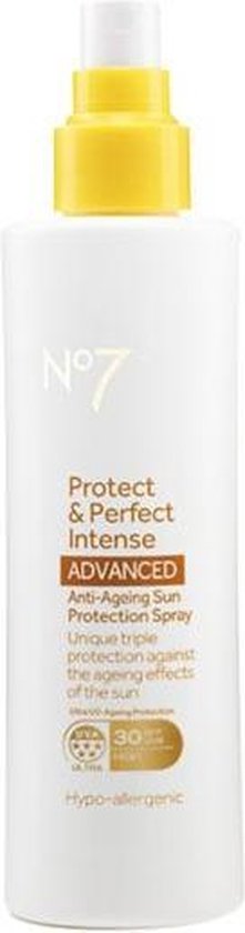 No7 Protect & Perfect Intense Advanced Sun Protection Spray SPF30 | bol