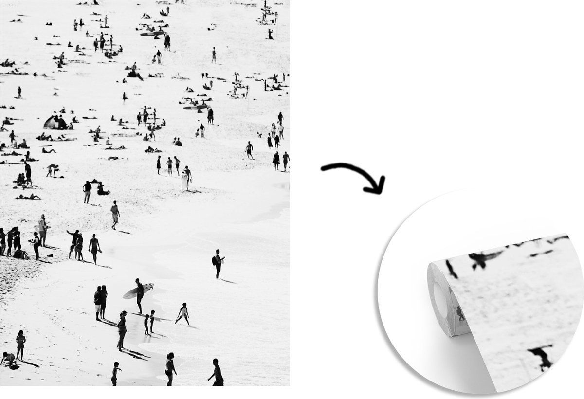 Strand - Zee - Mensen - Zwart wit - Behangpapier | bol.com