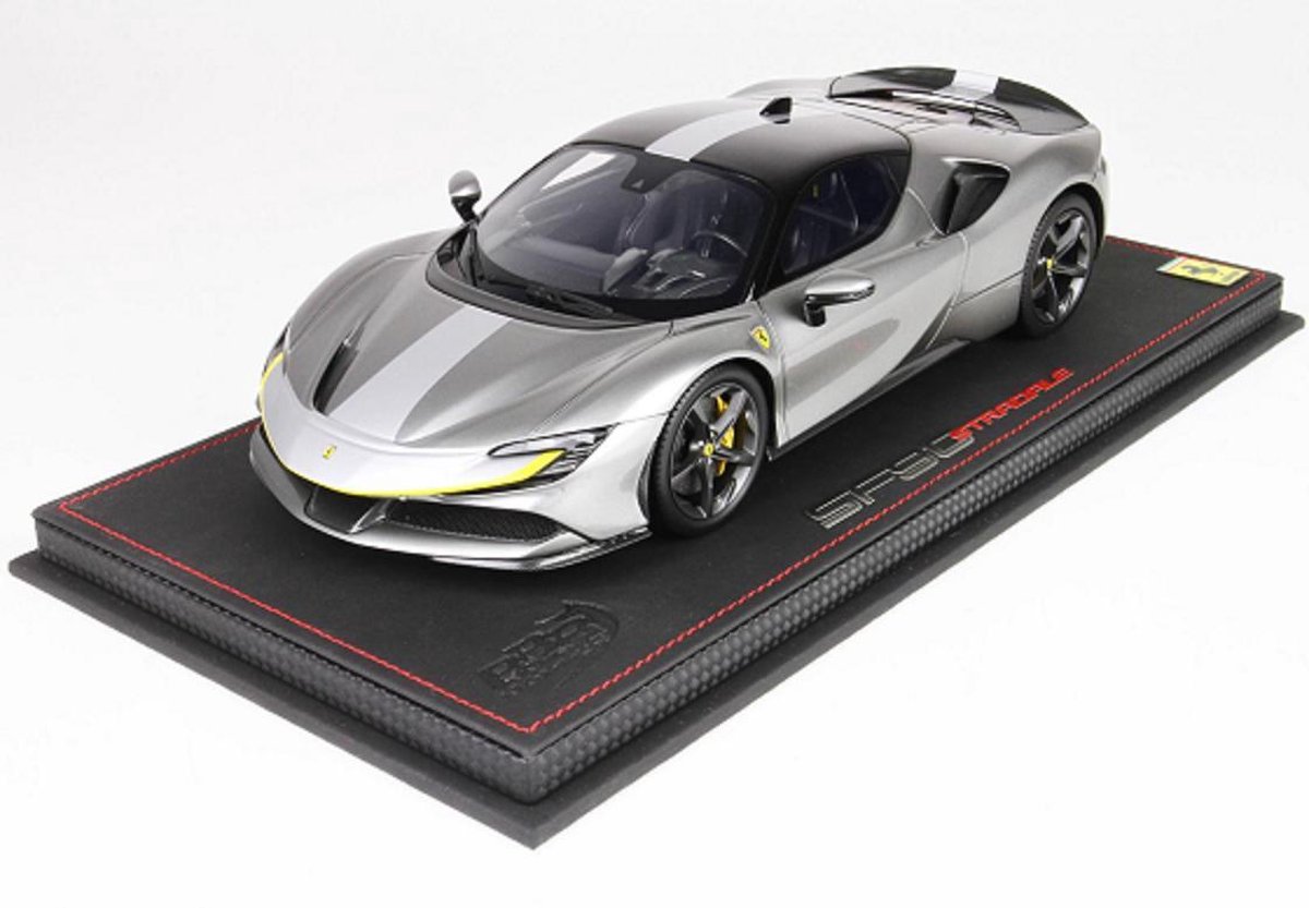 Ferrari SF90 Stradale Race Version Metallic Iron Grey 1-18 Inkl Vitrine ...