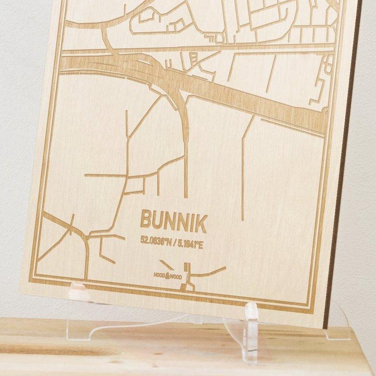 Kaart Bunnik - Gegraveerde stadskaart Hood&Wood - Hout, A4 | bol