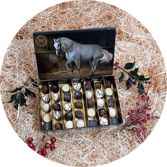 The Chocolate Farm - Chocoladecadeau - Paarden luxe box gevuld met ...