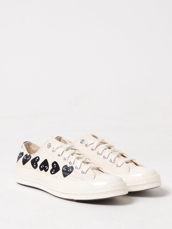 Play Converse Low Top Heart Sneaker - White | bol