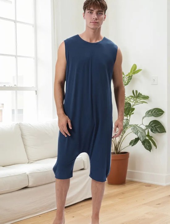 Pyjama pak voor senioren aan een gesloten met been rits maat XXL | bol