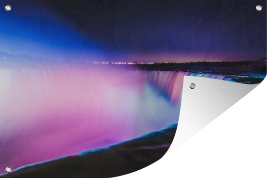 Niagara Falls at night avec spectaculaire lumière artificielle colorée ...