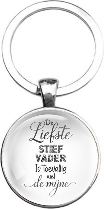 Sleutelhanger Glas - De Liefste Stiefvader Is Toevallig Wel De Mijne | bol.com