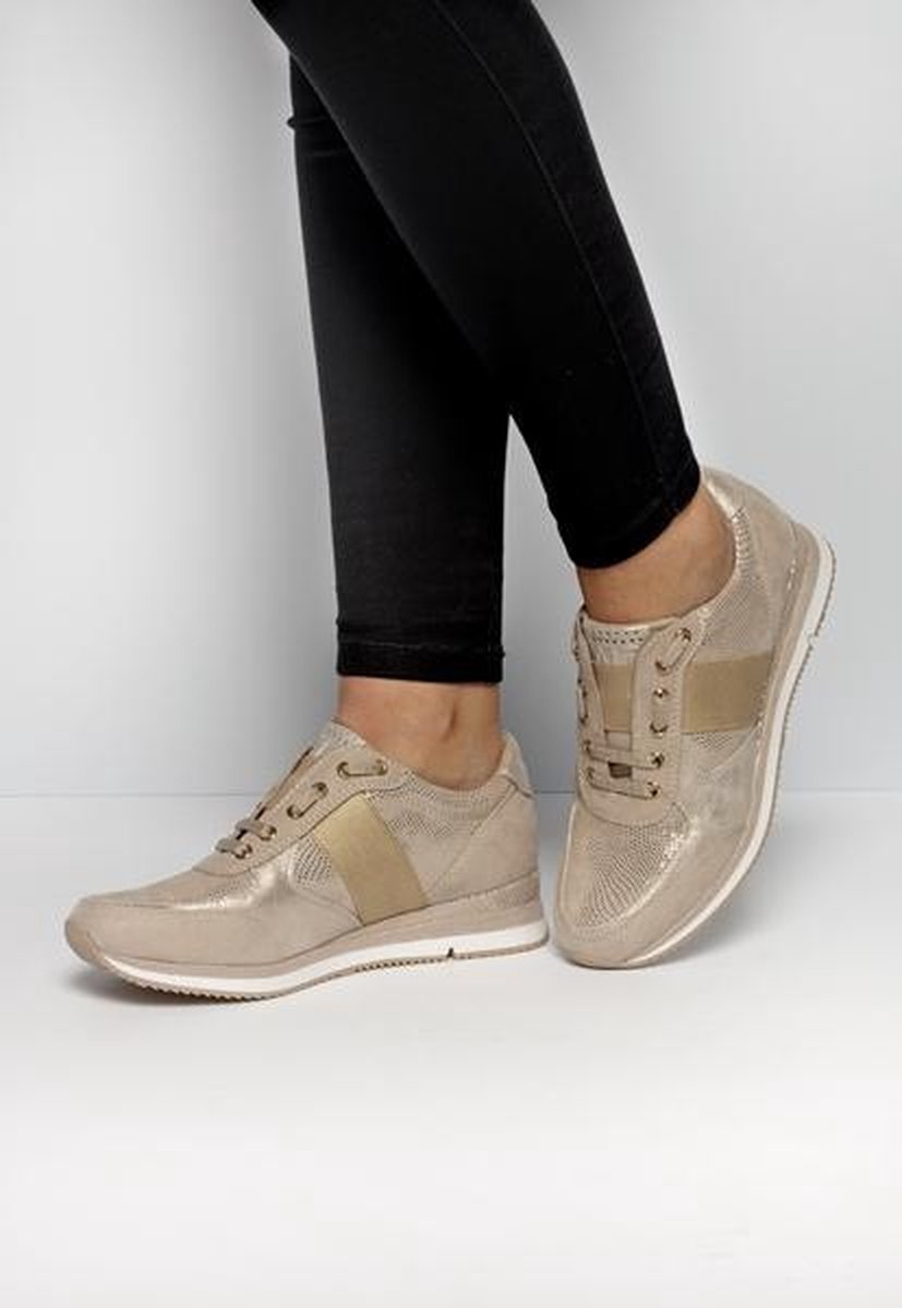 Marco Tozzi Sneakers beige | bol.com
