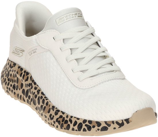 Skechers Dames Slip-ins BOBS Sport Squad Chaos Daily Prowl 117246 wit | bol