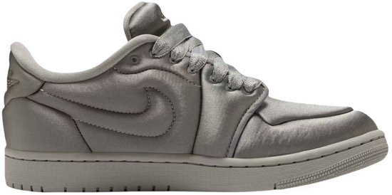 Nike Air Jordan 1 Low Method Of Making - Maat 40 - Satin Wolf Grey ...