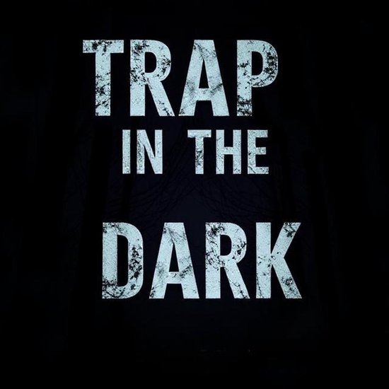 Trap in the Dark (ebook), Eve Sadler | 9798231477807 | Boeken | bol