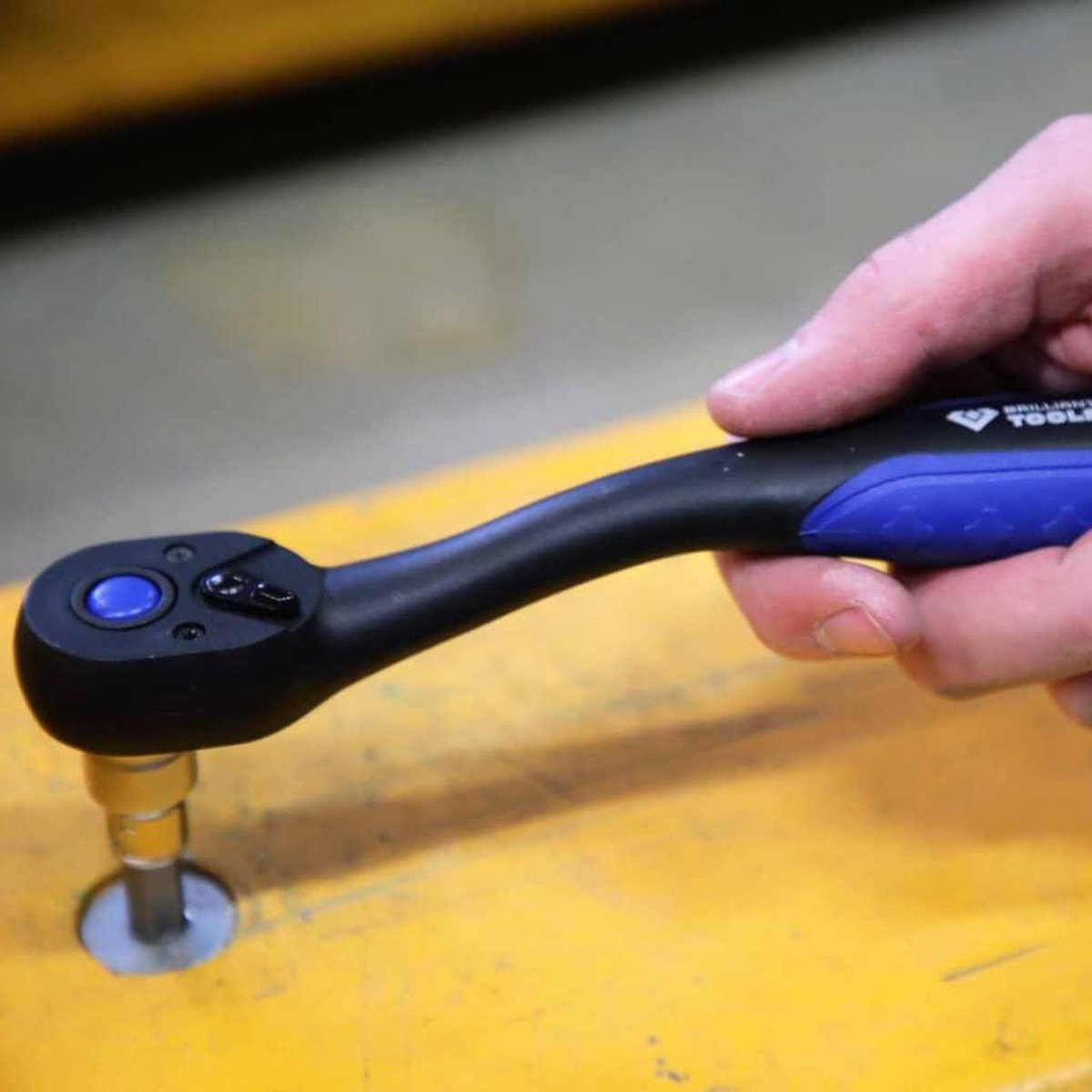 BRILLIANT TOOLS Ratel omschakelbaar 3/8" staal | bol.com