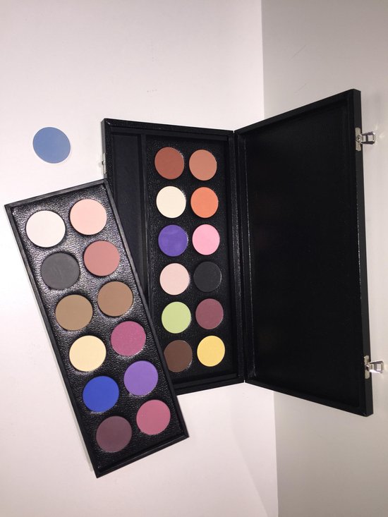 Disc Compact Eye Shadow 40 | bol.com