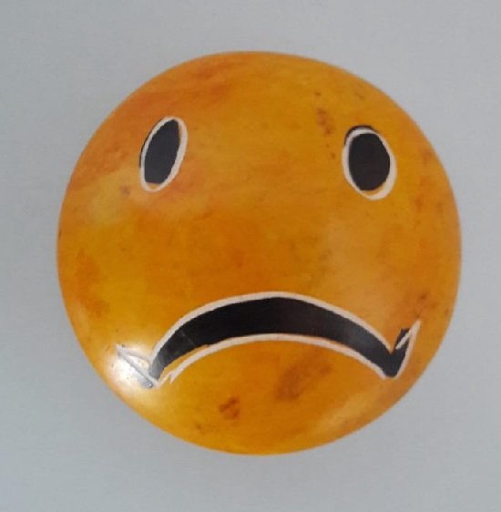 Nog meer sfeer in uw woonomgeving met deze prachtig handgemaakte smiley ...