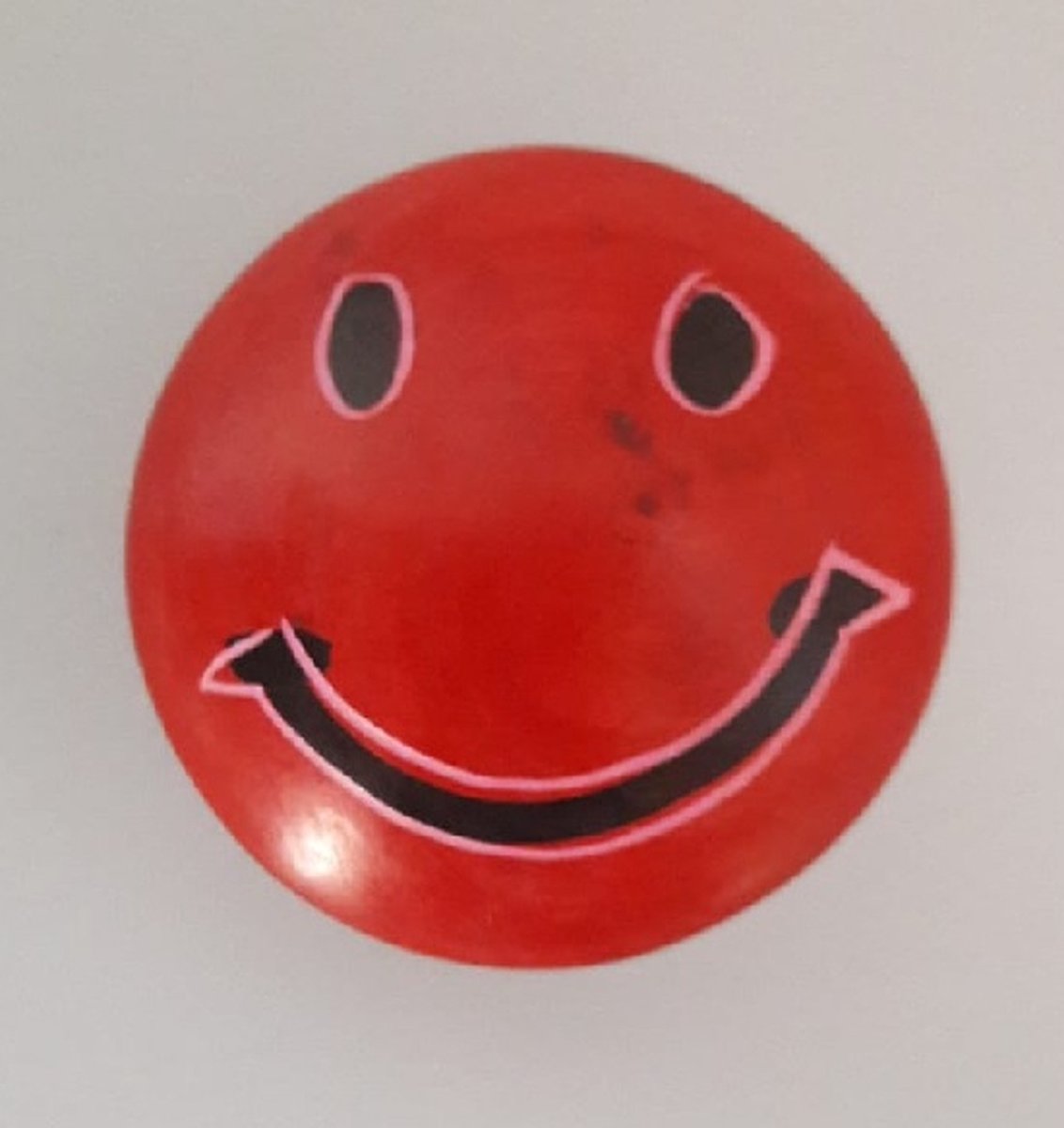 Nog meer sfeer in uw woonomgeving met deze prachtig handgemaakte smiley ...