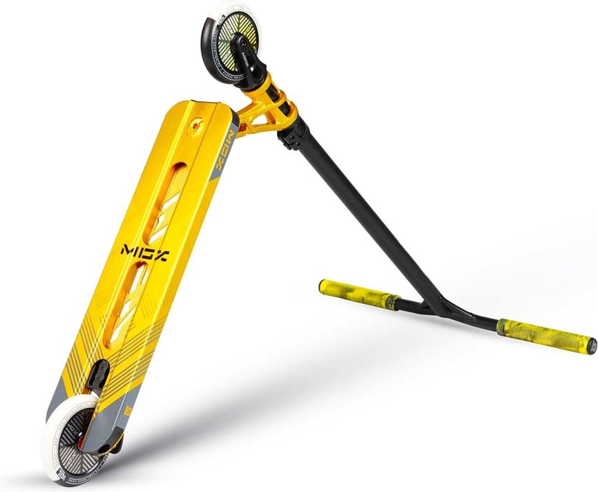 MGP MGX Team Stuntstep Gold | bol.com