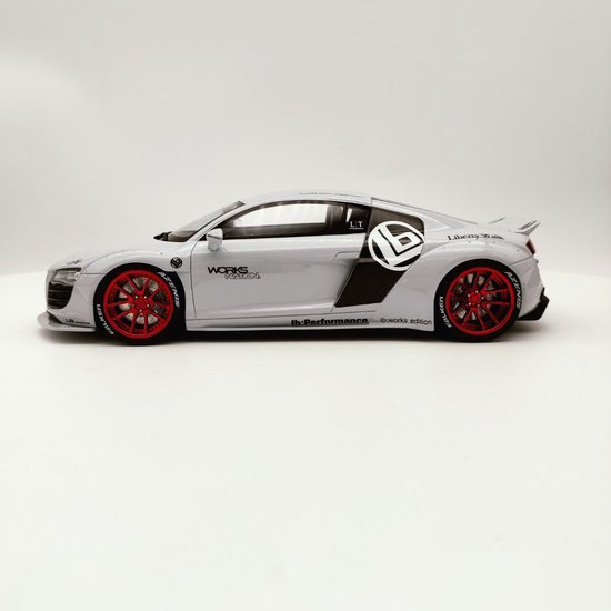 Audi R8 LB Works - Modelauto schaal 1:18 | bol