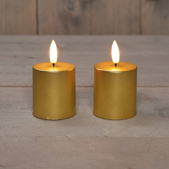 Anna's Collection LED kaarsen/stompkaarsen - 2x st - goud - D4,5 x H8 ...