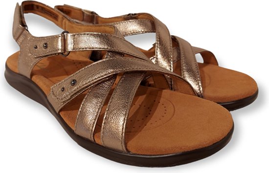 Clarks Sandaal Kitly Go Metallic Brons | bol