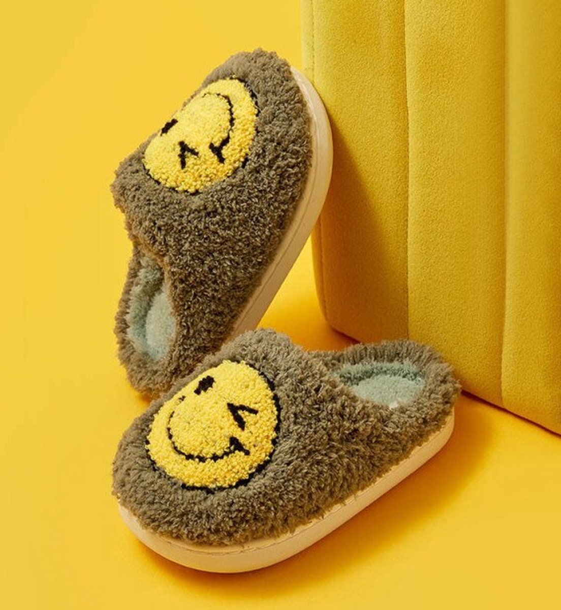Smiley Pantoffels - Kinderen - Smiley zachte Pantoffels Kids - Sloffen ...