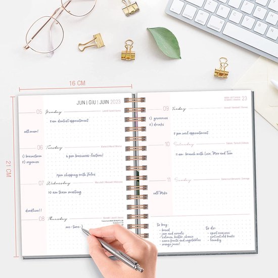 International kalender 2023 A5 [Poppy] met spiraalbinding in de ...