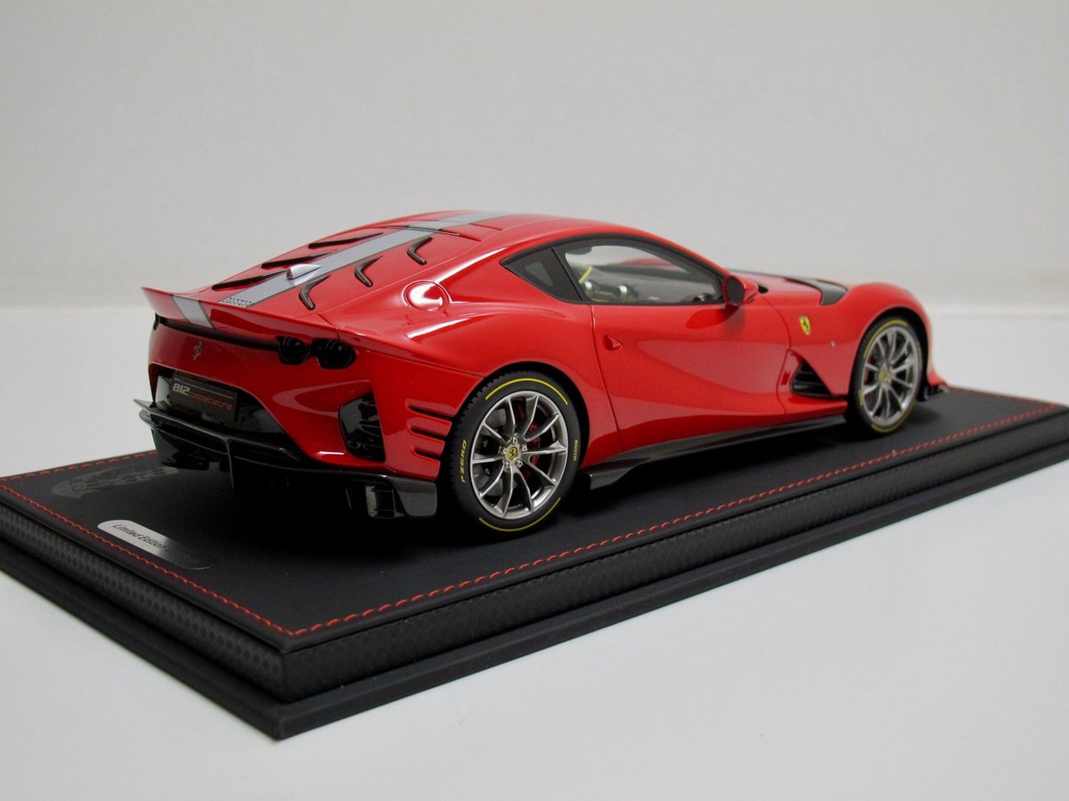 BBR 1/18 Ferrari 812 Competizione - 2021, Rosso Corso 322 met Argento ...