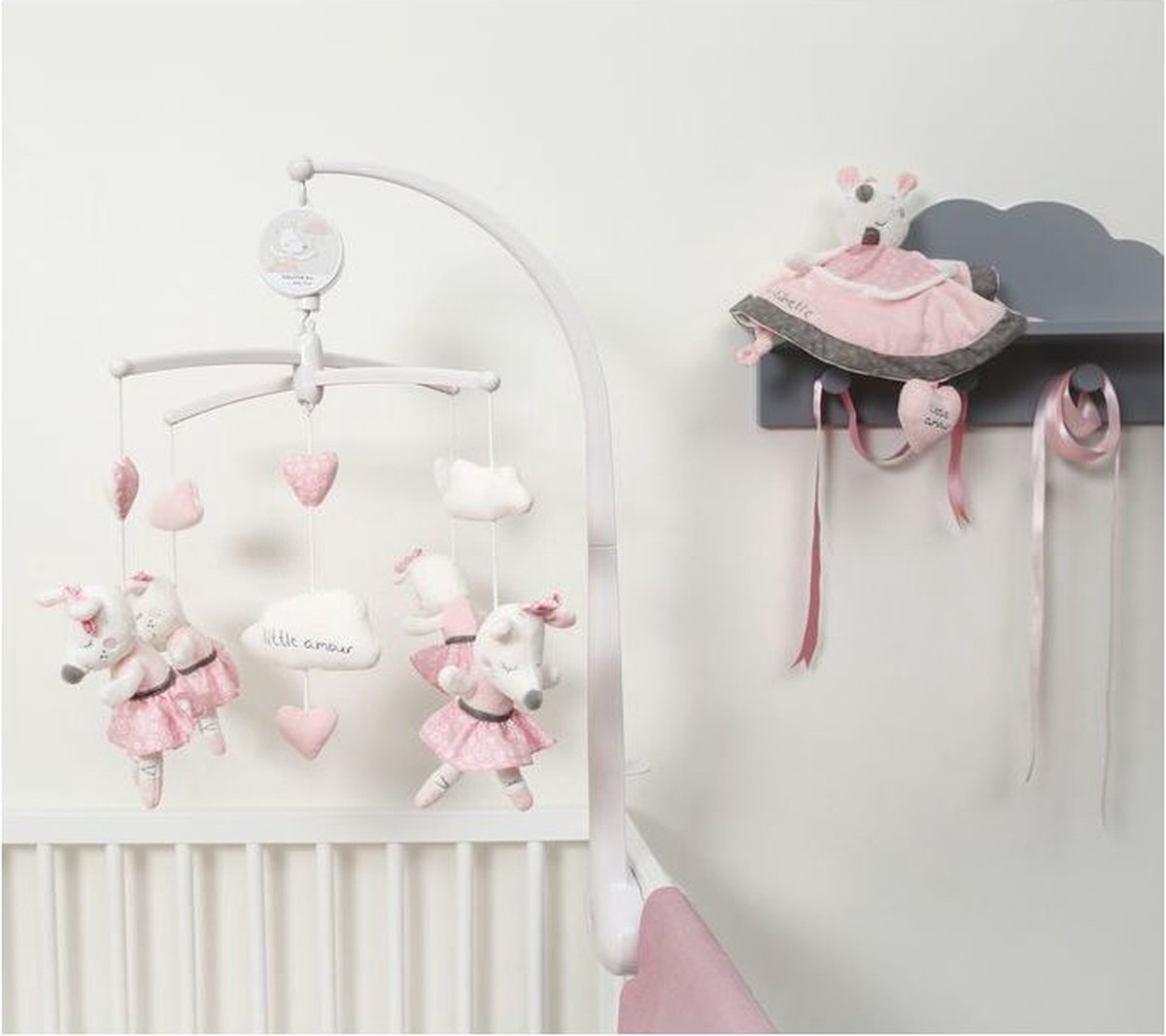 Mobiel - Met muziek - Lilibelle - Box - Wieg - De figuren die aan de ...