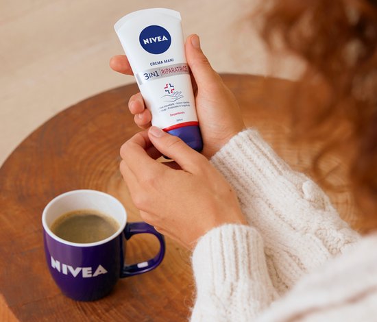 NIVEA 3-in-1 Repair Handcrème Droge Handen - Handverzorging - Hand ...