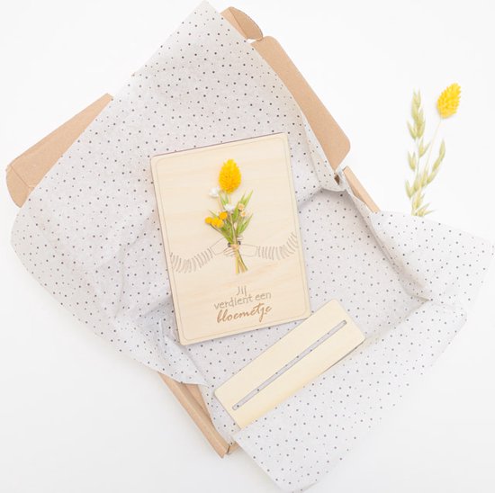 Kadoosje mini "Voor jou" (geel) - by Nordhus - mini boeketje op houten ...