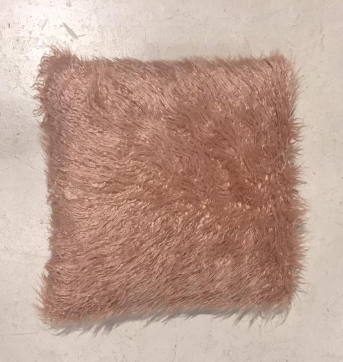 Fluffy kussen roze | bol.