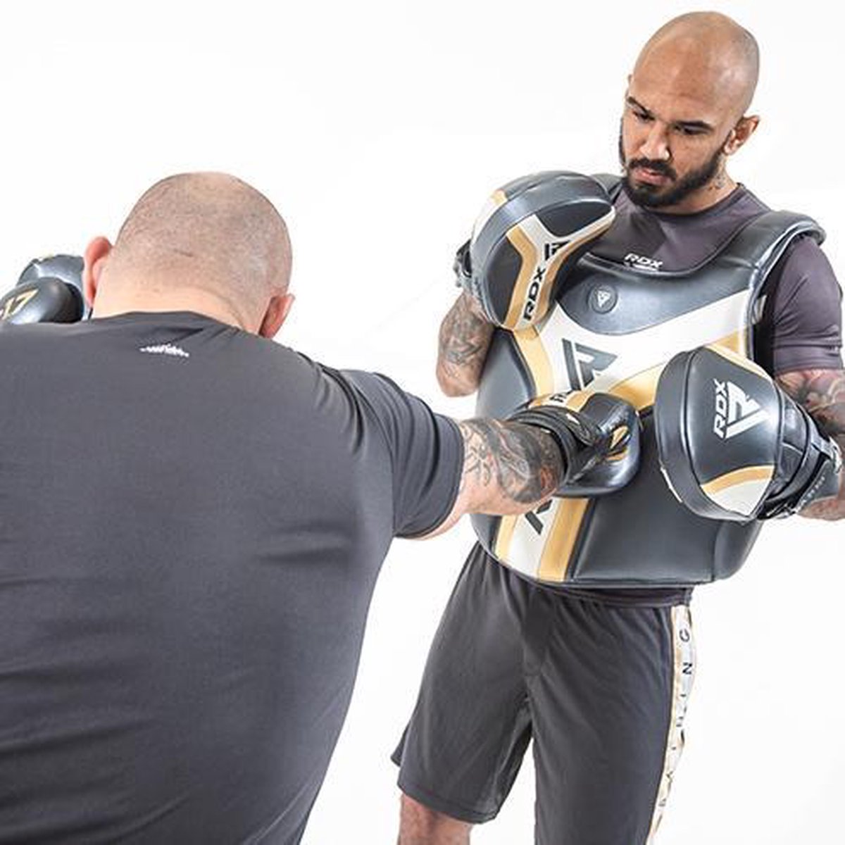 RDX Sports T17 Aura Chest Protector - Zwart, Wit | bol.com