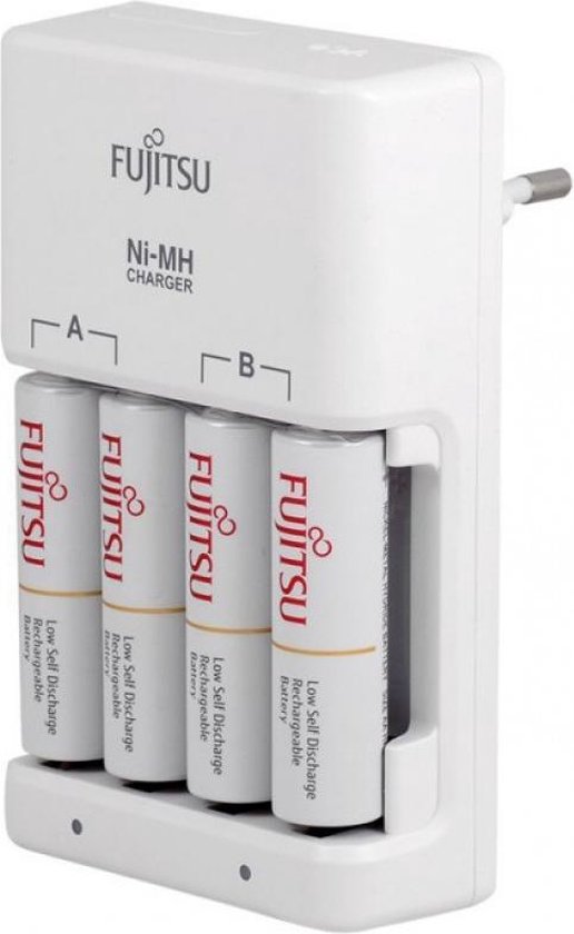 Fujitsu Charger set incl. 4xAA 1900mah | bol.com