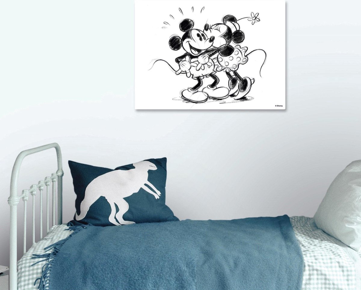 Disney - Mickey Minnie Hugging Toile - 70x50 cm | bol.com