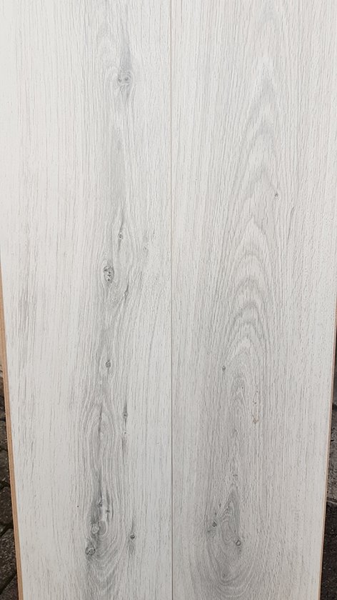 Ultimate Laminate 12mm 4v-groef White Pepper Oak 940/434 | bol