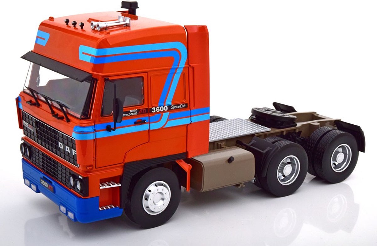 Daf 3600 Space Cab ATI Turbo Intercooler 1986 - Oranje / Blauw - Road ...
