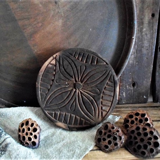 Authentieke bajot plank met houtsnijwerk/bajot carved 23 cm | bol.com