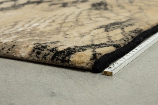 Bold Monkey Keep Your Enemies Closer Vloerkleed - 160x230 | bol.com