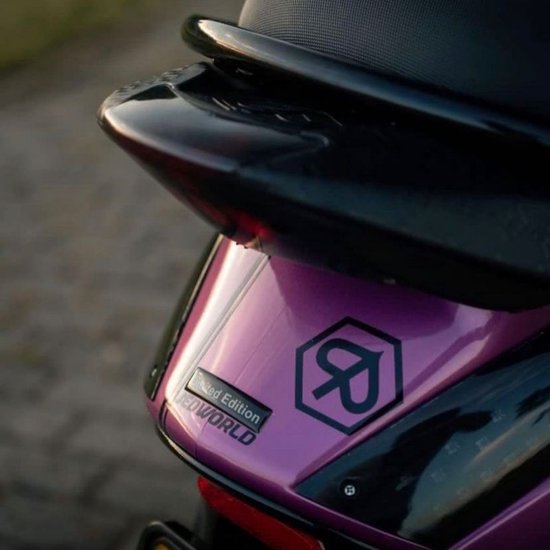 Piaggio logo zwart - Scooter sticker - Vespa - Zip | bol