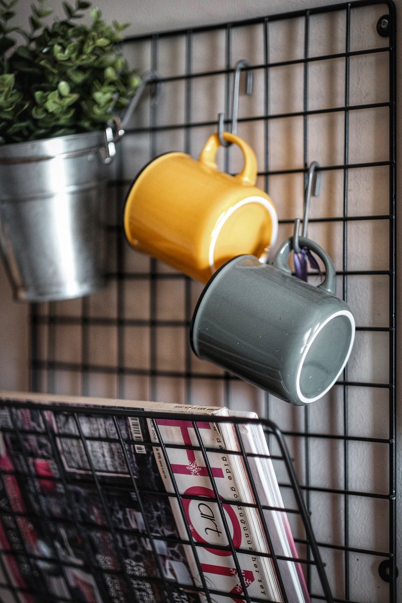 Metalen tijdschriftenhouder van Naturn Living - Magazine rek ...