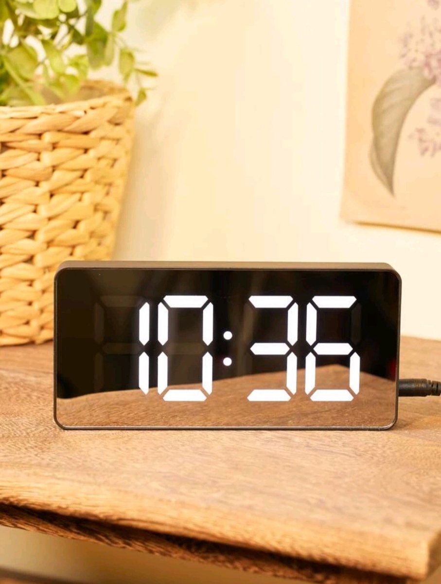 Digitale Wekker - Wekker - Slaapkamer - Digitale LED klok - Zwart ...