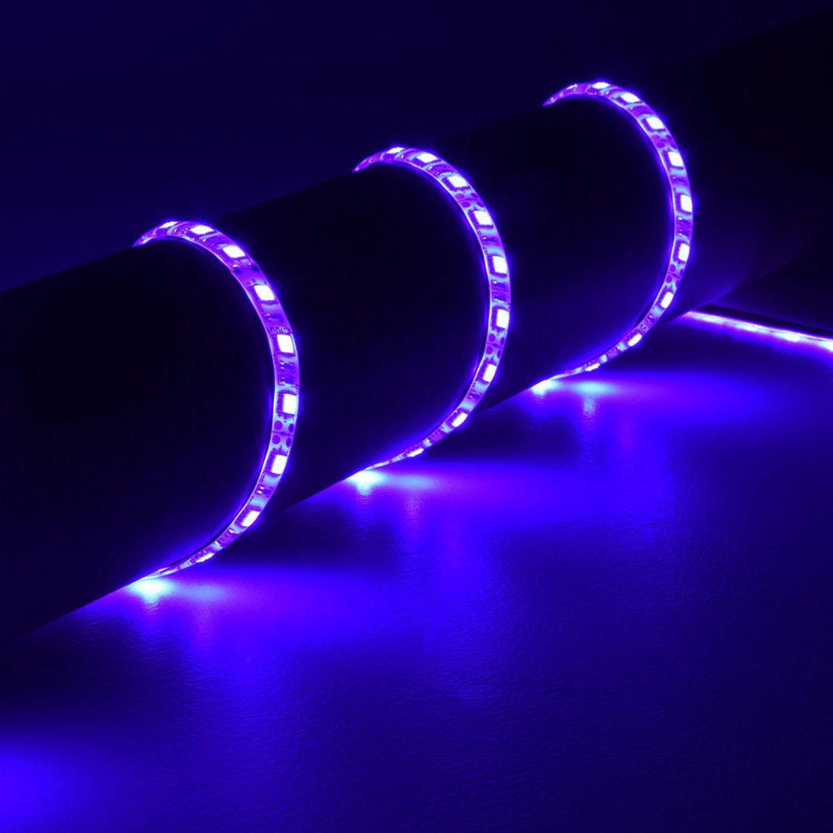 LT12560-UV 12V Blacklight / UV LED Strip 5 m. 60 leds per meter | bol