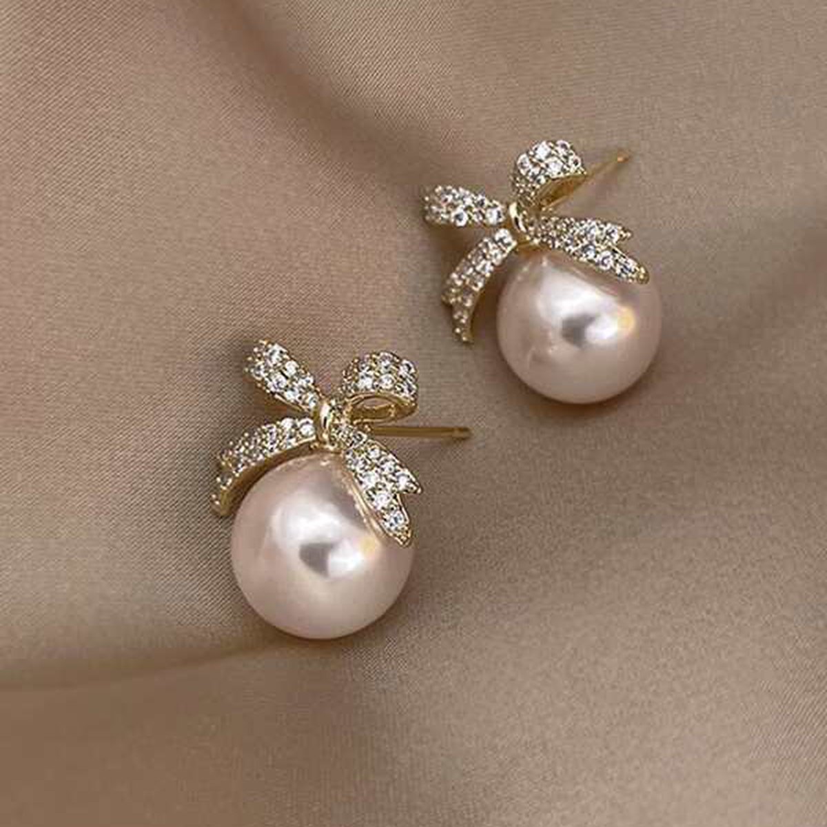 Oorbellen Strikje Goud Diamantjes (Goud) - Set van Oorbellen Dames ...