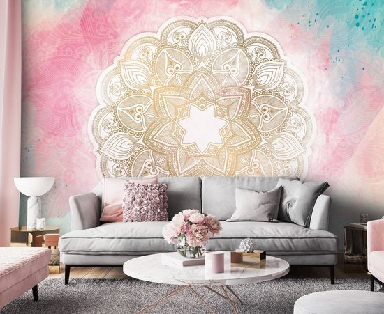 Fotobehang - Vlies Behang - Gouden Mandala op Pastelkleuren Achtergrond ...