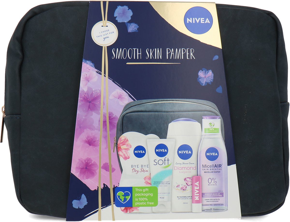 Nivea Smooth Skin Pamper Cadeauset | bol.com