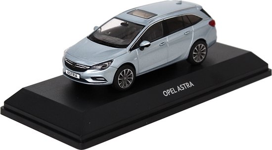 Opel Astra 2018 (Zilver) (10 cm) 1/43 Dealer model [Modelauto ...