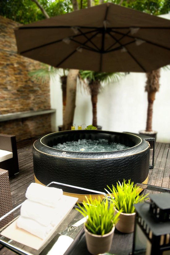 MSpa opblaasbare jacuzzi Luxury Exotic 6 | bol.com