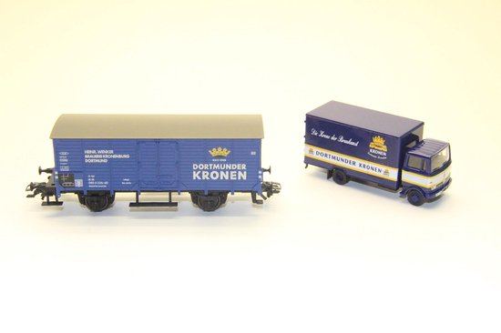 48631 Marklin goederen wagon met vrachtauto | bol