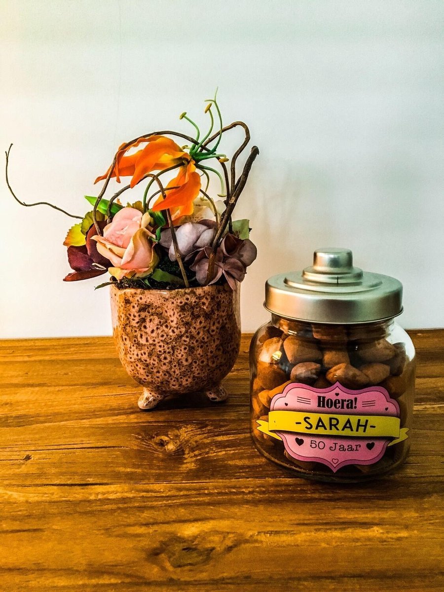 Gevulde snoeppot 'Hoera Sarah 50 jaar' | bol