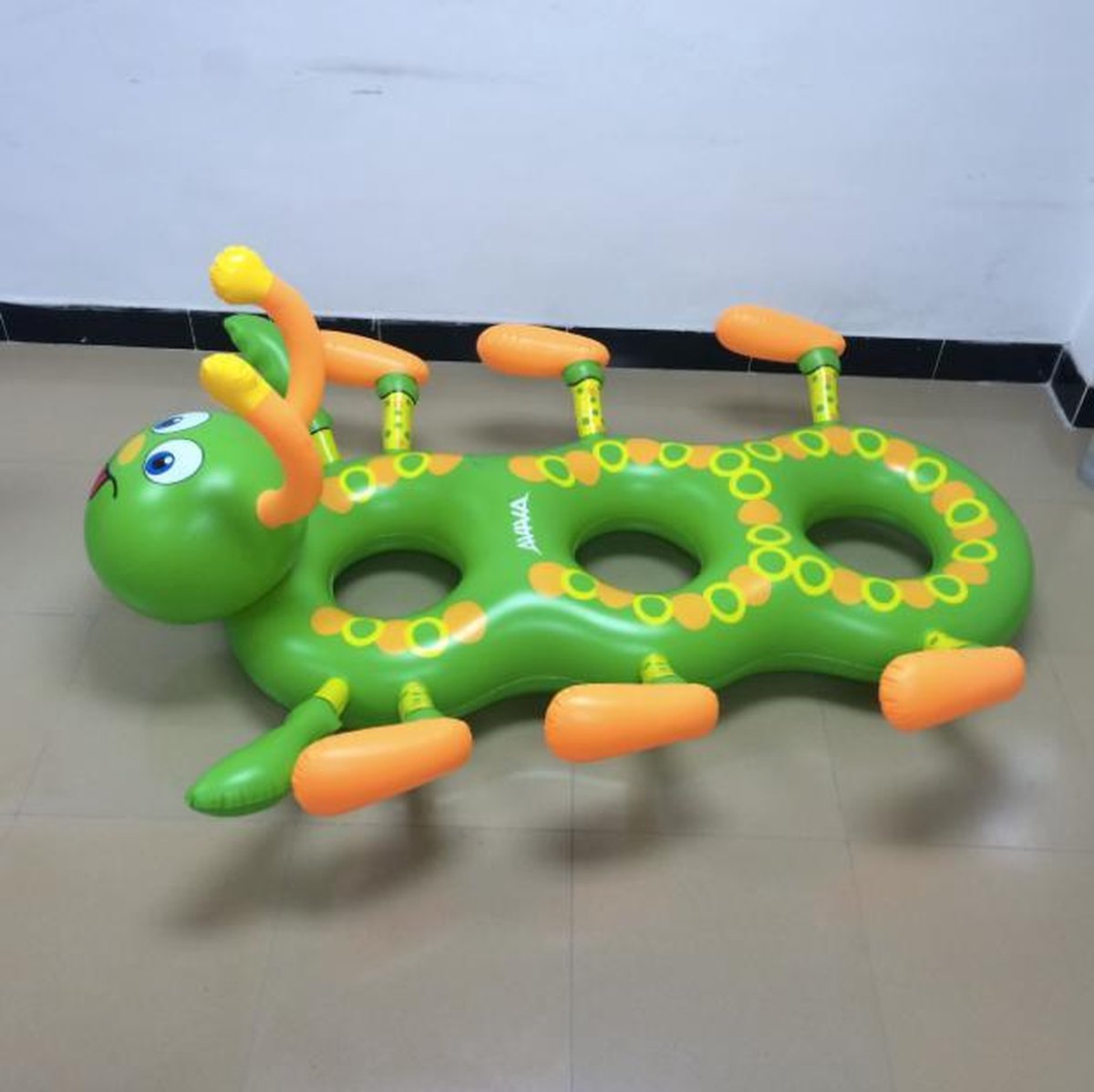 Opblaasbare Rups XXL 180cm | Opblaasbaar | Drijvende Rups | Drijvend ...